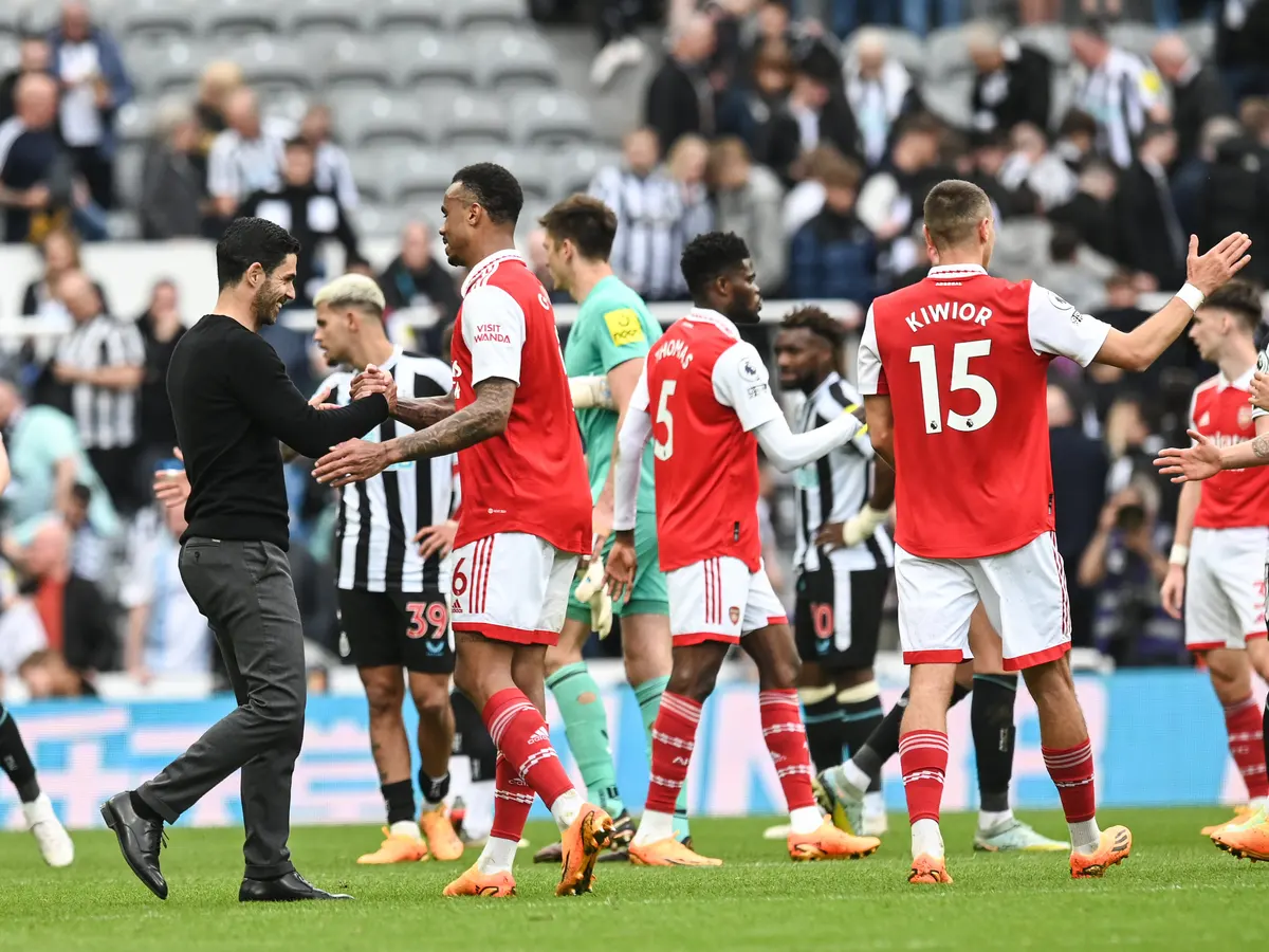 ตามดูอยู่ ! อดีตเด็กปั้น ราชัน เผยเป็นแฟนตัวยง พี่ต้า - bk8 epl